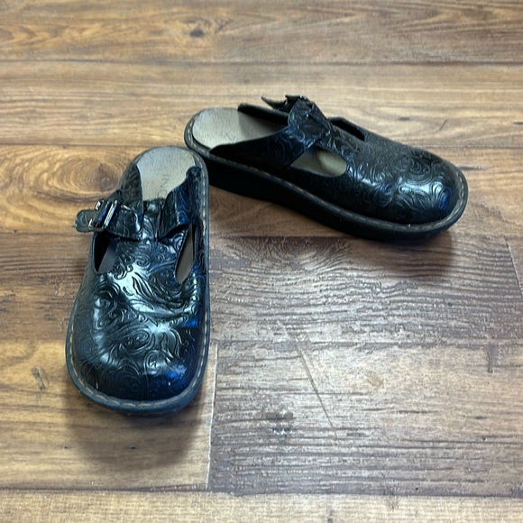 Shoes | Clogs | Poshmark